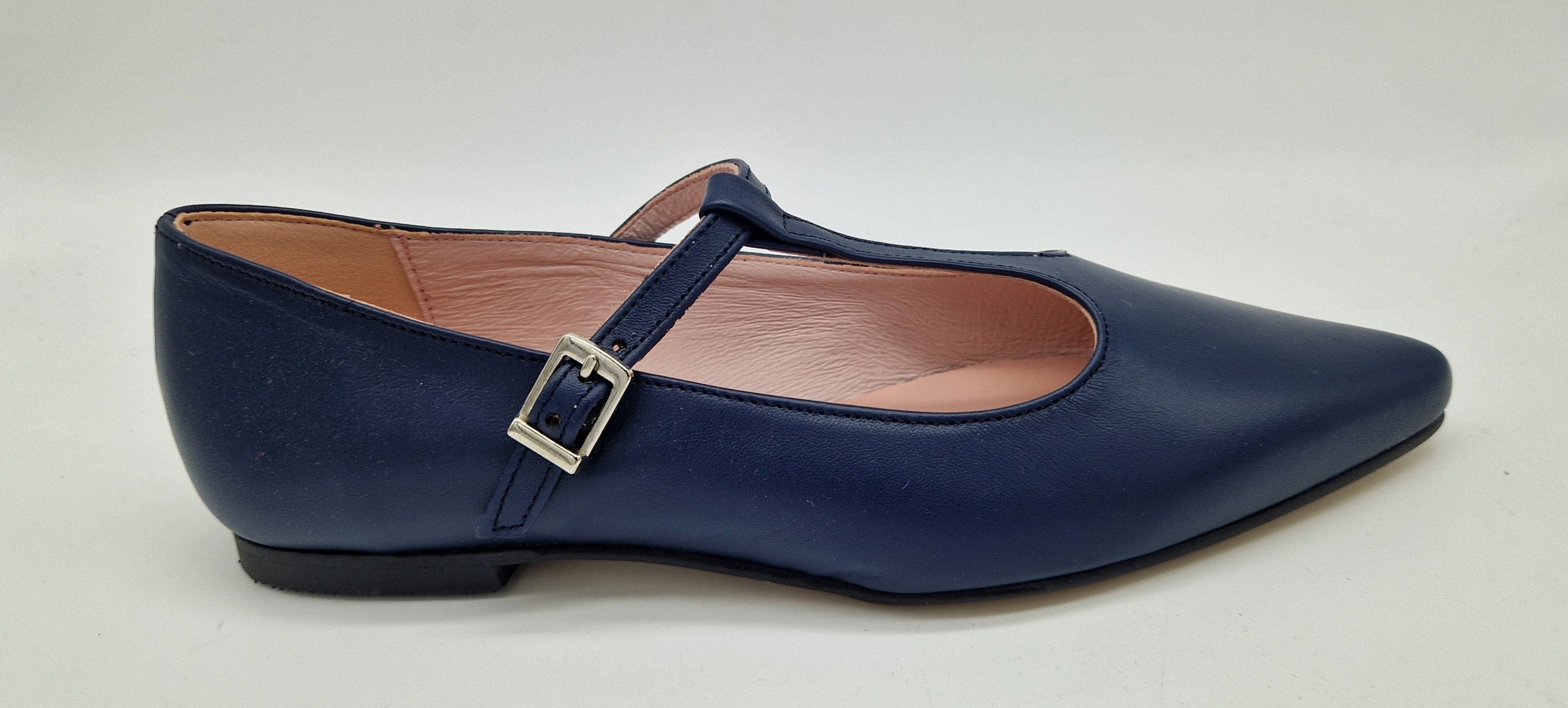 BAILARINA DE PICO CON TRABILLA EN PIEL COLOR AZUL MARINO – Calzados ...